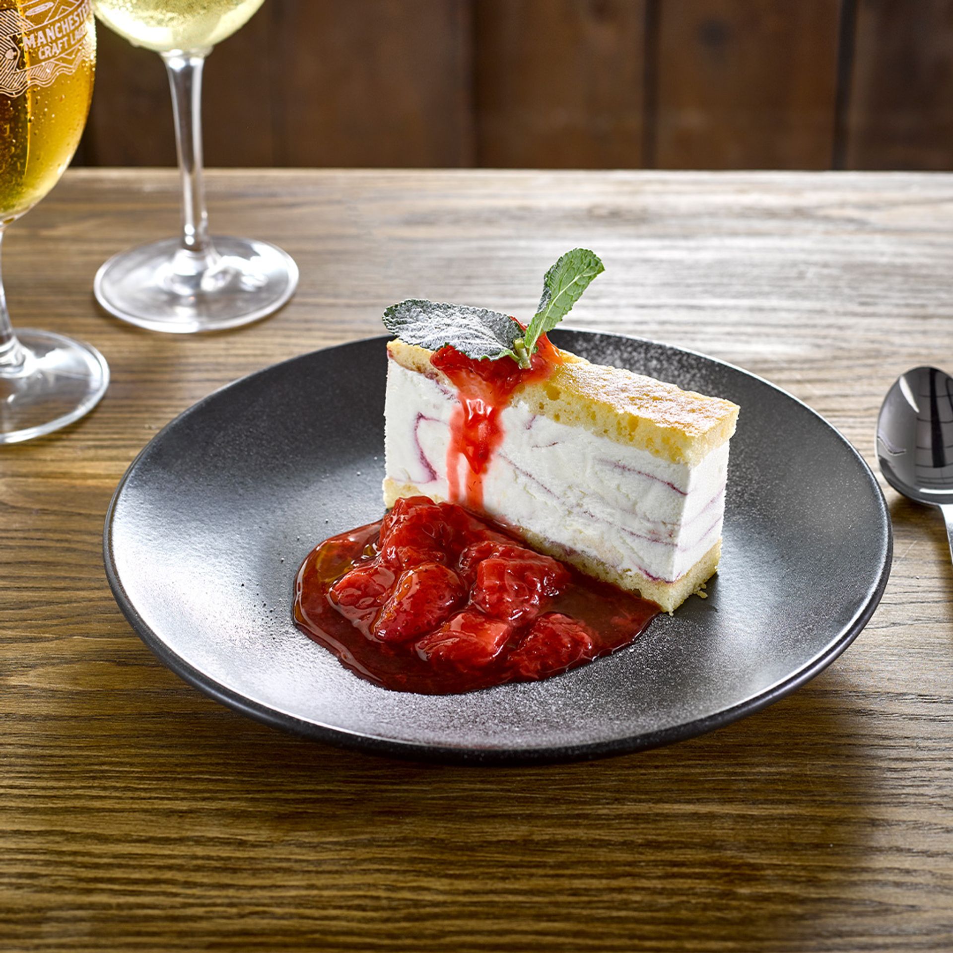 The Elizabethan | Great pub in Heaton Moor