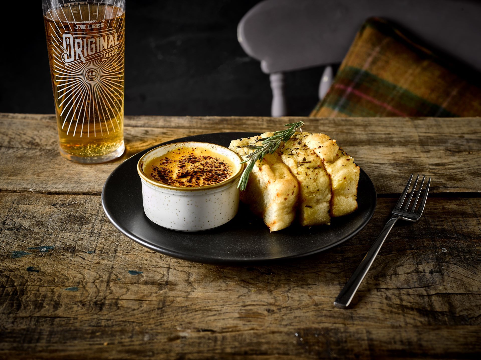 The Elizabethan | Serving delicious British pub meals every day, near ...